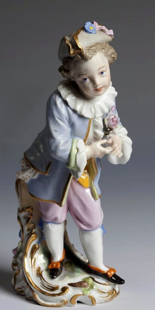 August Spiess – Figures – AntiqueRef