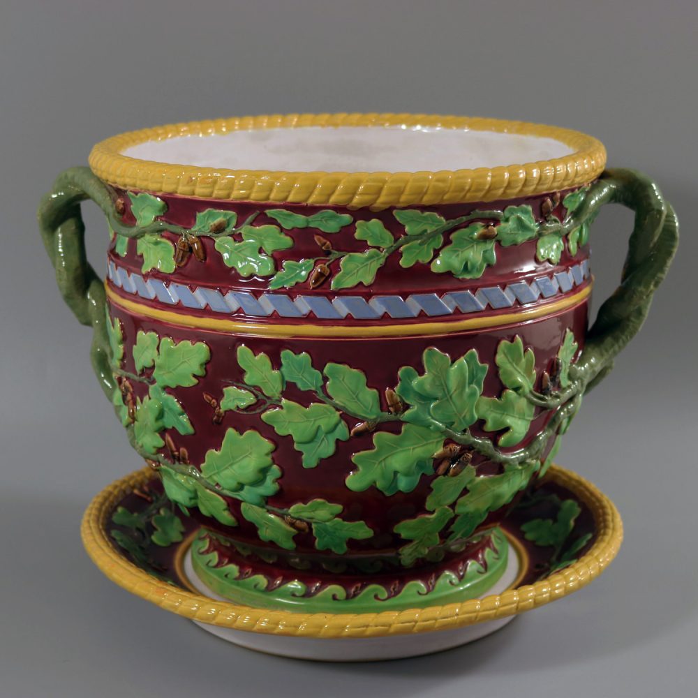 Minton 650 Majolica Oak Pot – AntiqueRef